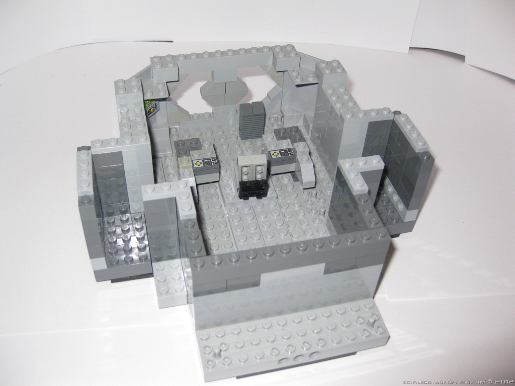 NEW! Previously unreleased photos of the USS Daedalus bridge – Sci-Fi Briks