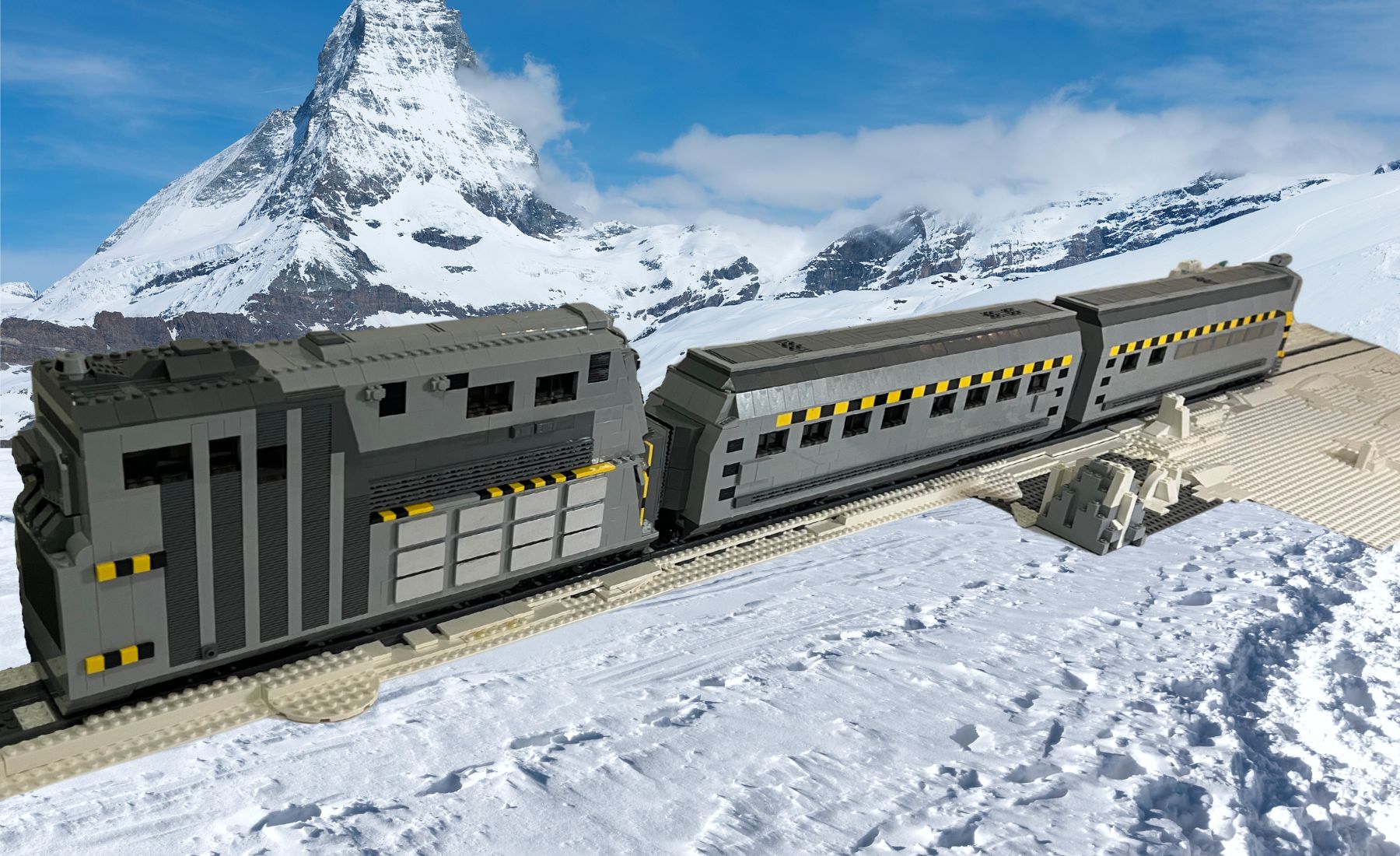 “Big Alice, forty cars long, versus Snowpiercer…” – Sci-Fi Briks